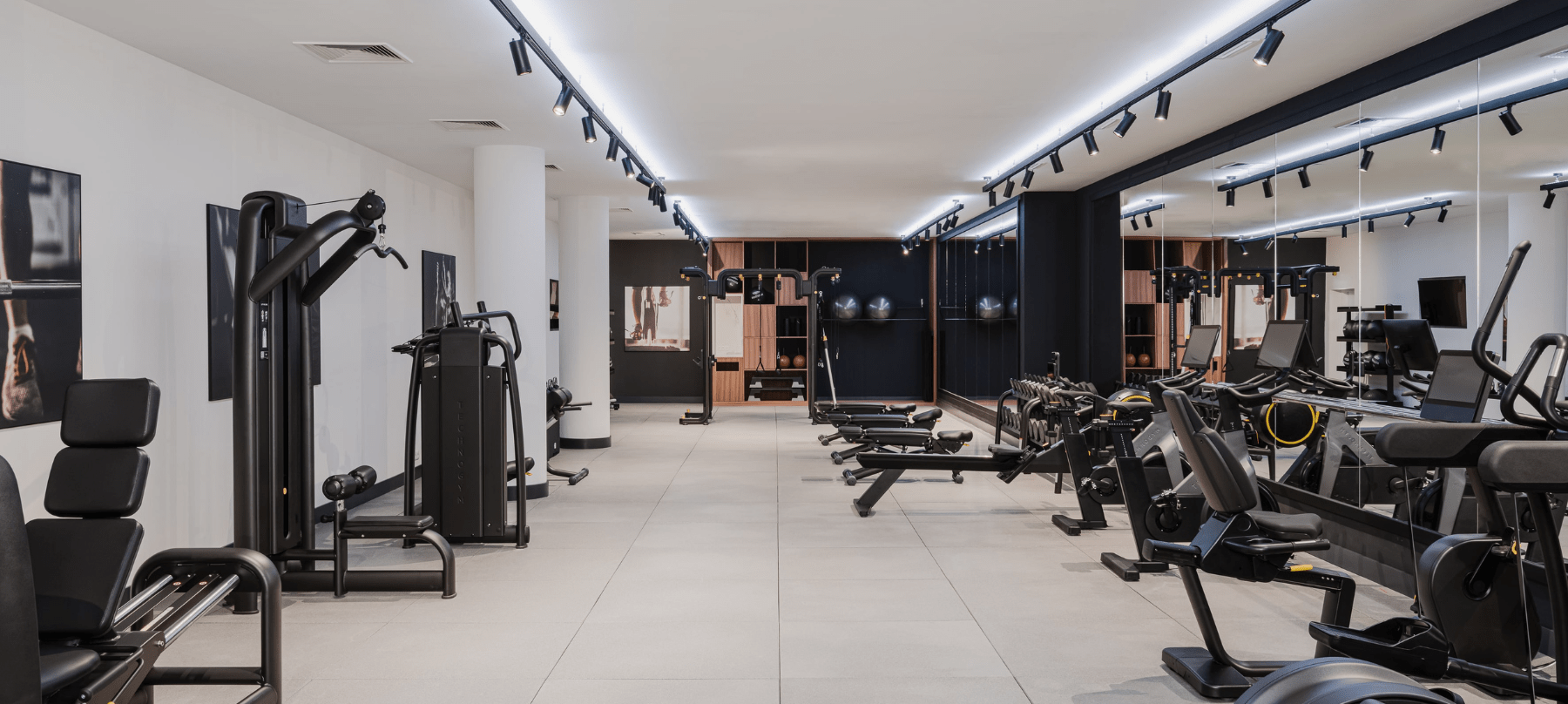 Home [www.sheratonfitnesswarsaw.com]